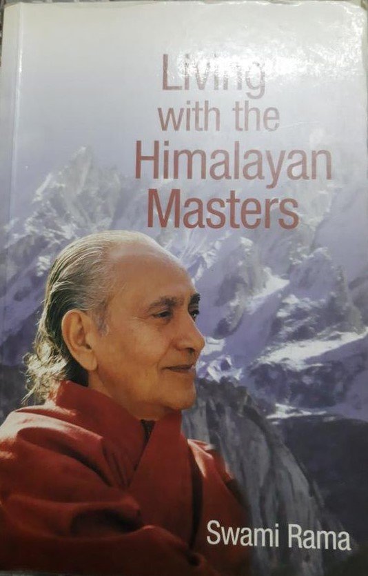 Living with the Himalayan Masters - Libraryoftheworld.com